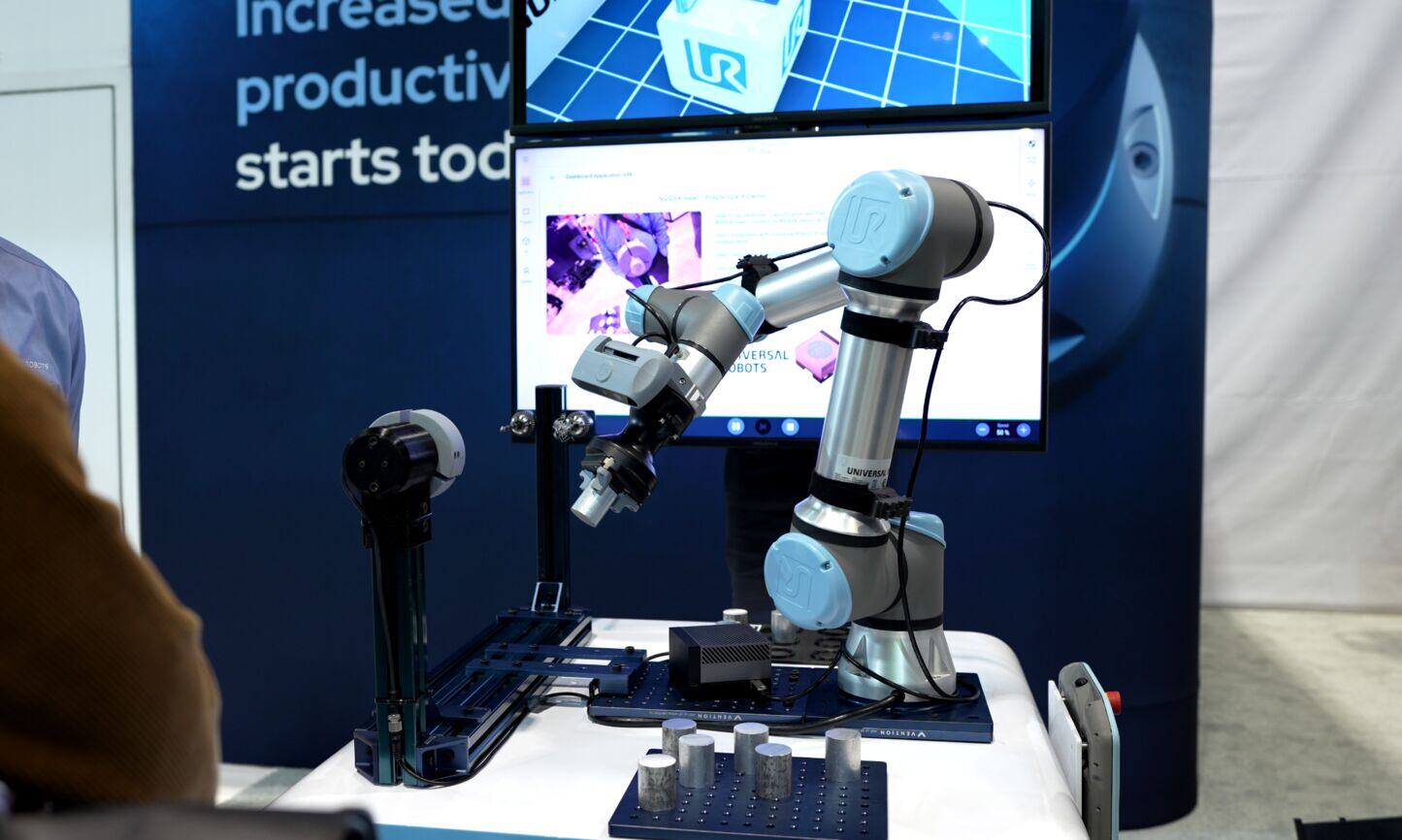 Universal Robots dévoile l'accélérateur UR AI